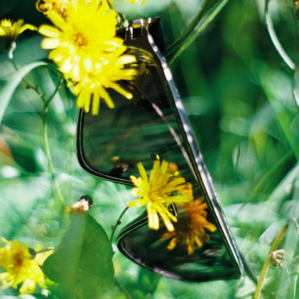 Open media 1 in modal